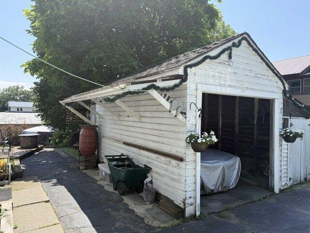 house with 3 bedroom, Springfield VT ES105107765