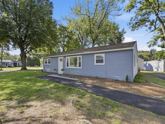 house with 3 bedroom, Springfield MA DLS102961709