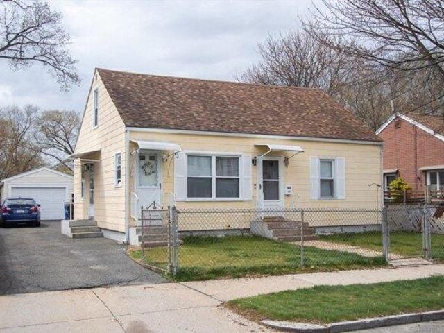 house with 3 bedroom, Springfield MA DLS102120075