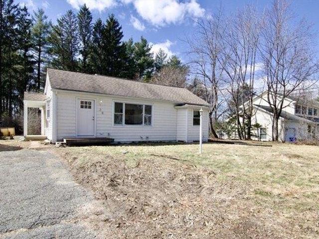 house with 3 bedroom, Springfield MA DLS102369792