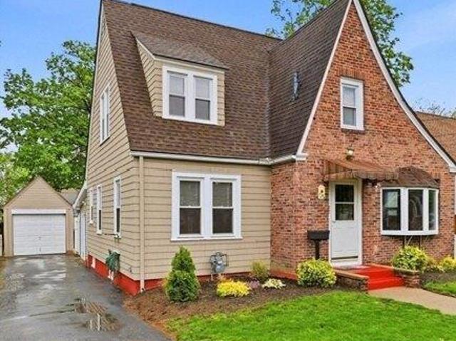 house with 3 bedroom, Springfield MA DS102089631