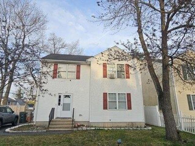 house with 3 bedroom, Springfield MA DS102216839