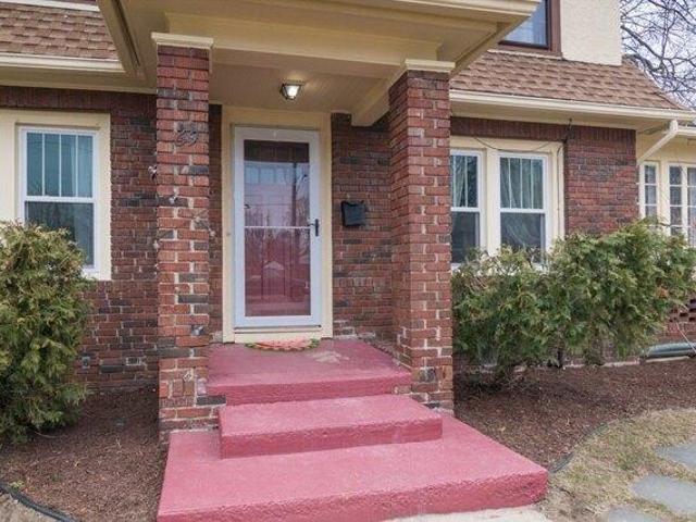 house with 3 bedroom, Springfield MA DS102593148
