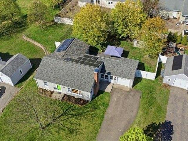 house with 3 bedroom, Springfield MA DS102800689