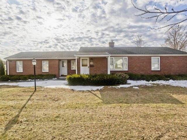 house with 3 bedroom, Springfield MA DS102824852
