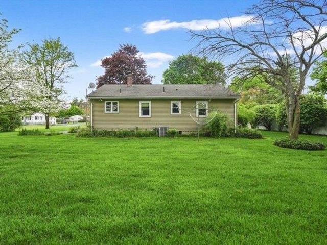 house with 3 bedroom, Springfield MA DS102826777