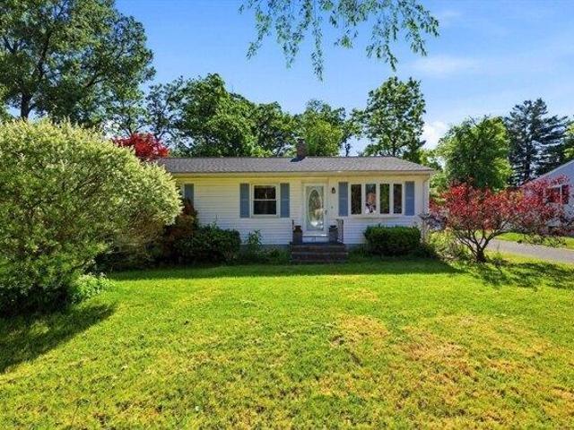 house with 3 bedroom, Springfield MA DS103125971