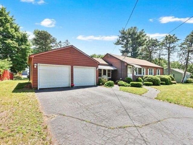 house with 3 bedroom, Springfield MA DS103251000