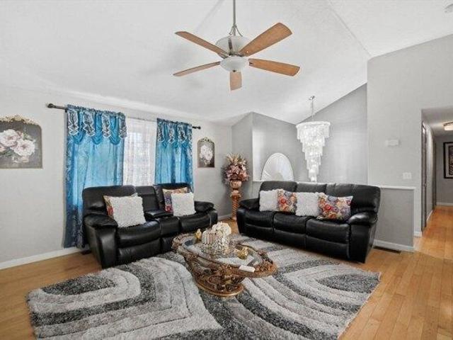 house with 3 bedroom, Springfield MA DS103443122