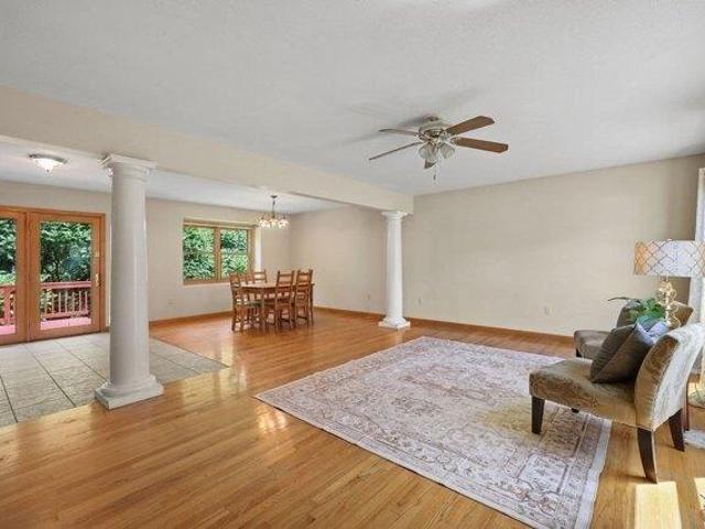 house with 3 bedroom, Springfield MA DS103588581
