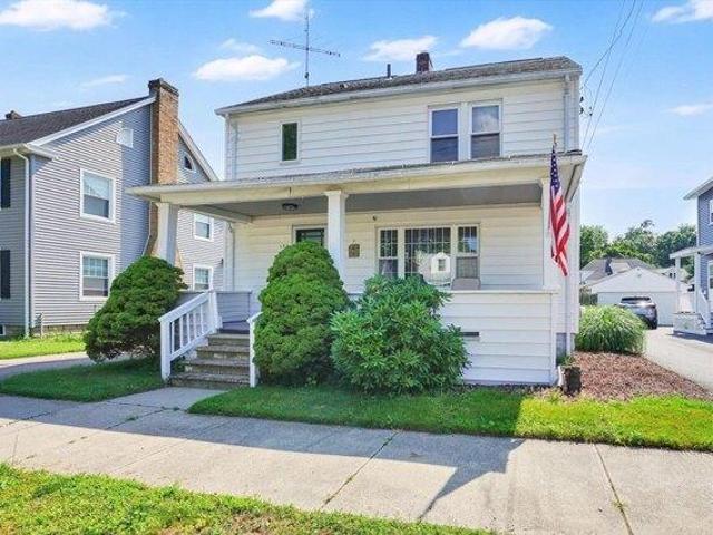 house with 3 bedroom, Springfield MA DS104149211