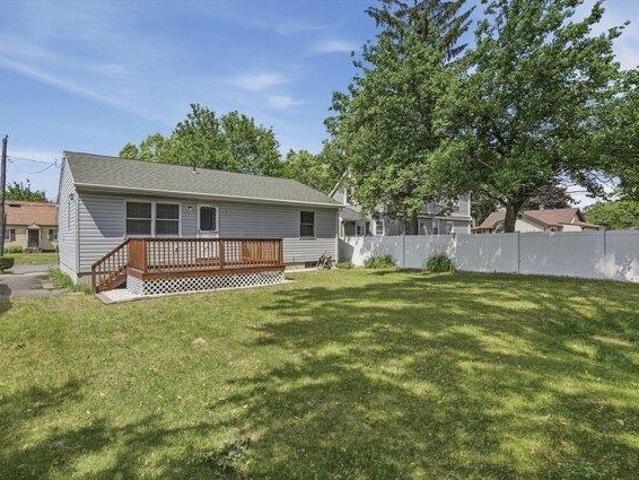 house with 3 bedroom, Springfield MA DS104192595