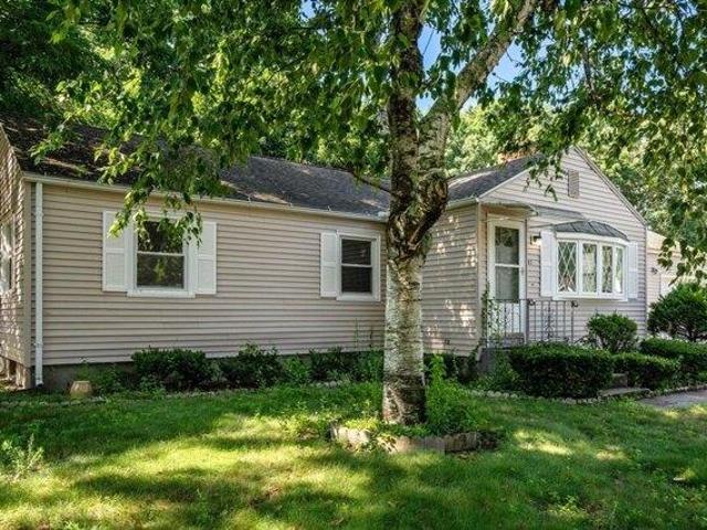 house with 3 bedroom, Springfield MA DS104262736