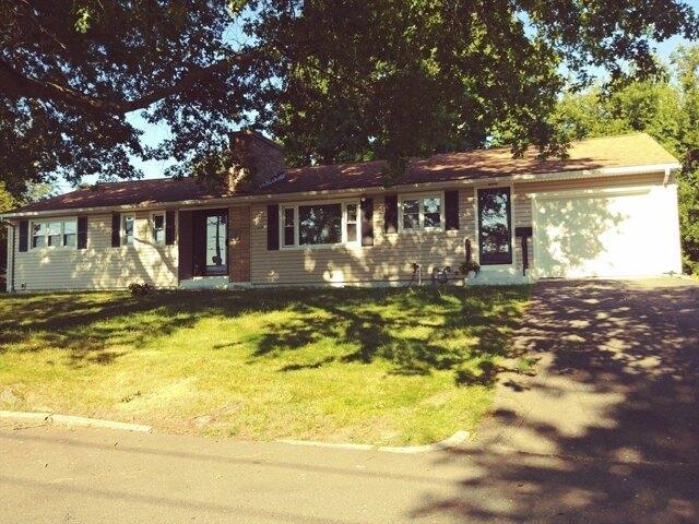 house with 3 bedroom, Springfield MA DS104408449