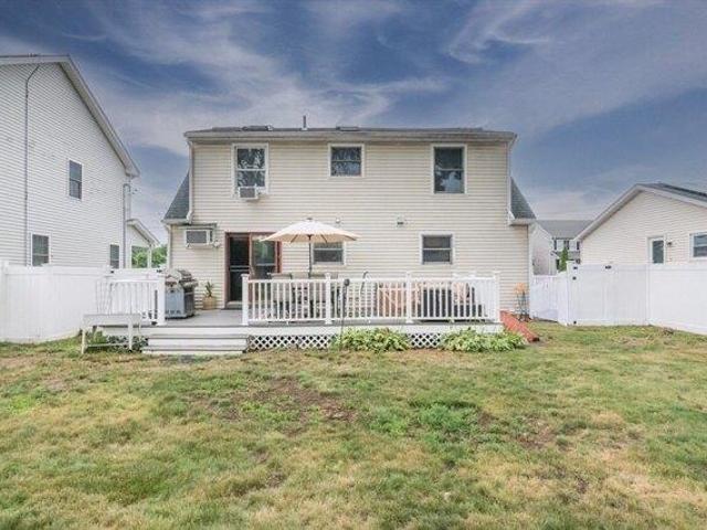 house with 3 bedroom, Springfield MA DS104411048