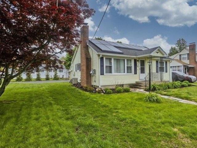 house with 3 bedroom, Springfield MA ES103071203