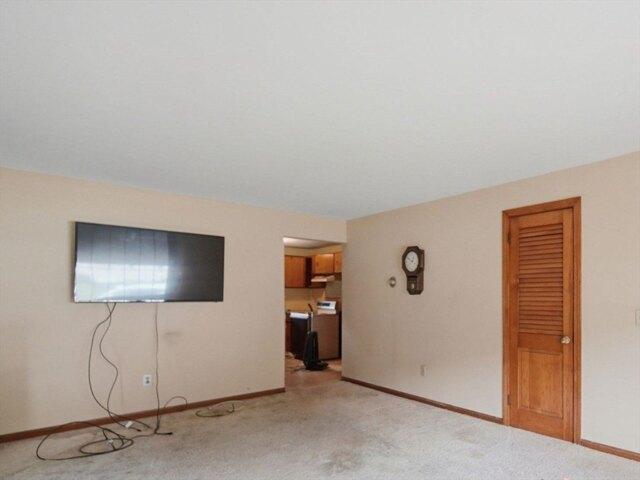 house with 3 bedroom, Springfield MA ES103188628