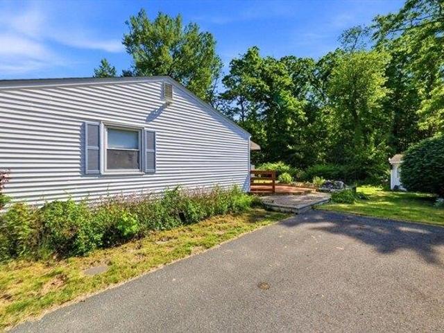 house with 3 bedroom, Springfield MA ES103125971