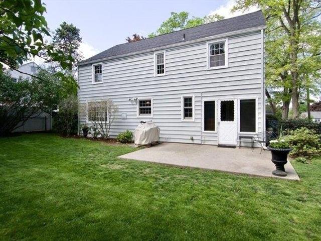 house with 3 bedroom, Springfield MA ES103127754