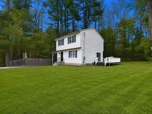 house with 3 bedroom, Springfield MA ES103223497