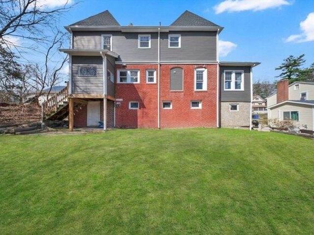 house with 3 bedroom, Springfield MA ES103442991