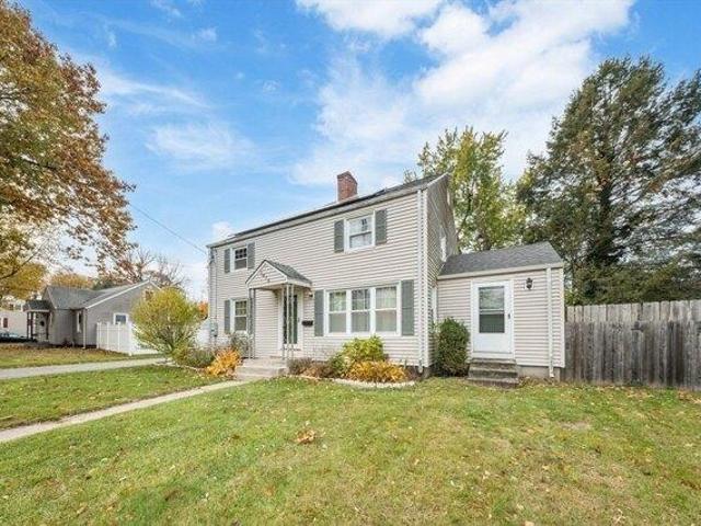 house with 3 bedroom, Springfield MA ES103496945