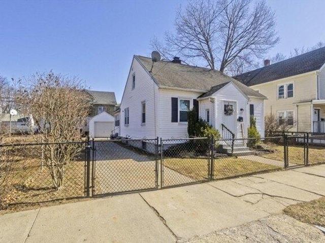 house with 3 bedroom, Springfield MA ES103773707
