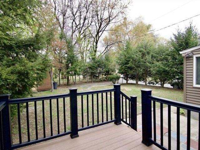 house with 3 bedroom, Springfield MA ES103848235
