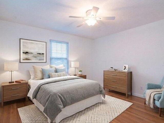 house with 3 bedroom, Springfield MA ES103886757