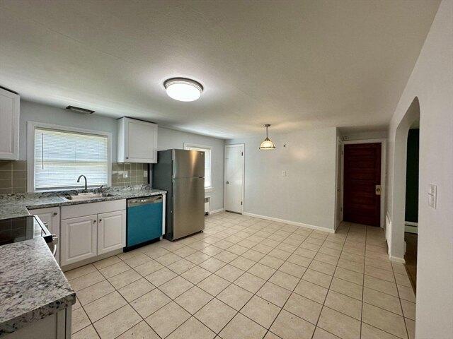 house with 3 bedroom, Springfield MA ES103888081