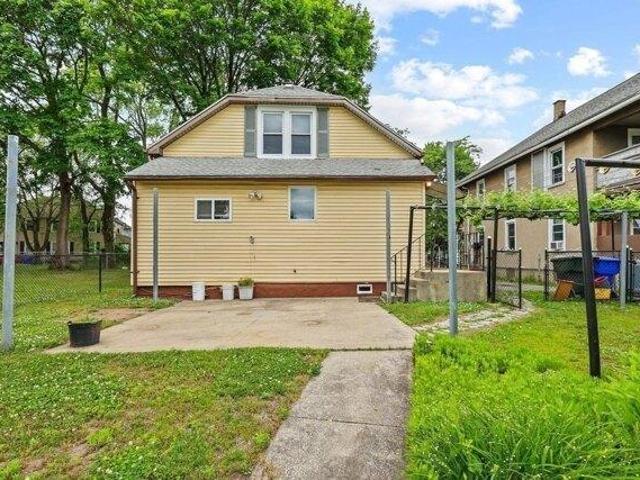 house with 3 bedroom, Springfield MA ES104150848