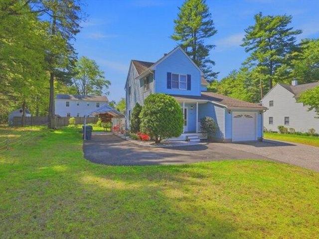 house with 3 bedroom, Springfield MA ES104298779