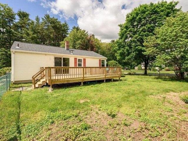 house with 3 bedroom, Springfield MA ES104237099