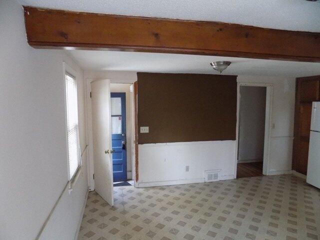 house with 3 bedroom, Springfield MA ES104570053