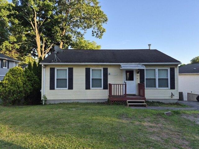 house with 3 bedroom, Springfield MA ES104570963