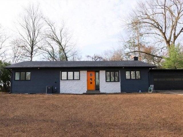house with 3 bedroom, Springfield MA ES104759745
