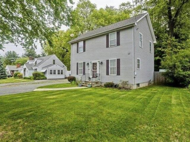 house with 3 bedroom, Springfield MA ES104853486