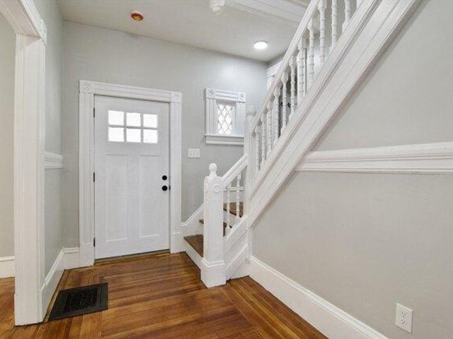 house with 3 bedroom, Springfield MA ES104811262