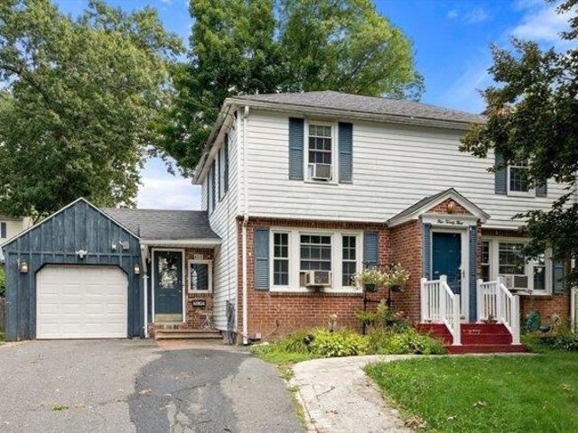 house with 3 bedroom, Springfield MA ES105041852