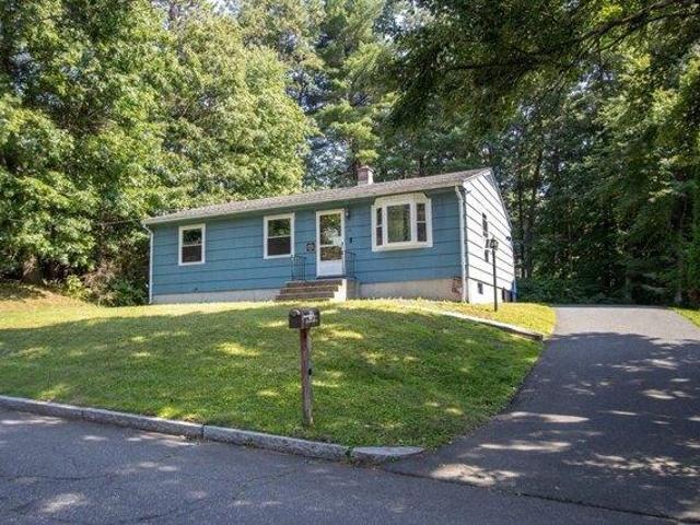 house with 3 bedroom, Springfield MA ES105126546