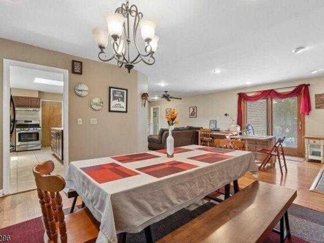 house with 3 bedroom, Springfield NJ ES104477861