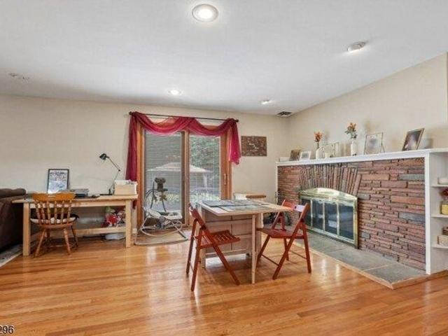 house with 3 bedroom, Springfield NJ ES105123670