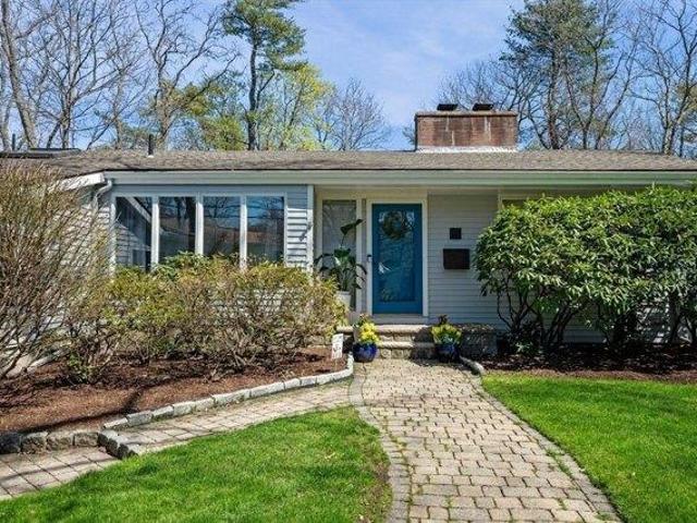 house with 3 bedroom, Swampscott MA DLS102960053