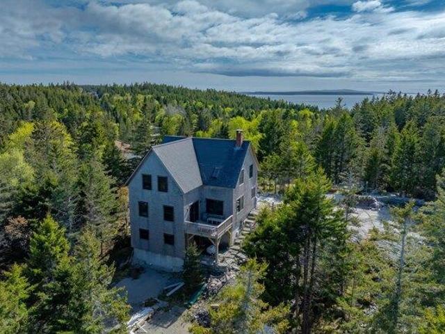 house with 3 bedroom, Swans Island ME ES103966172