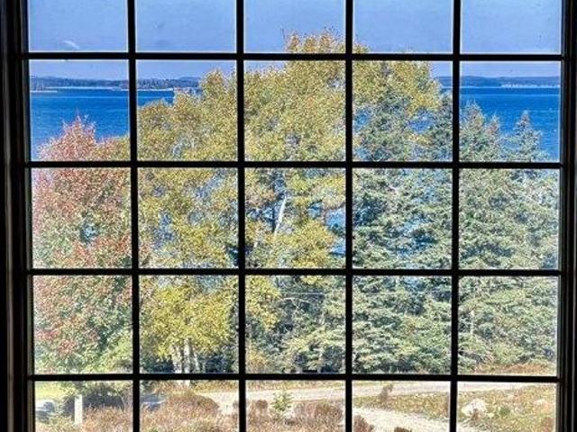 house with 3 bedroom, Swans Island ME ES104192946