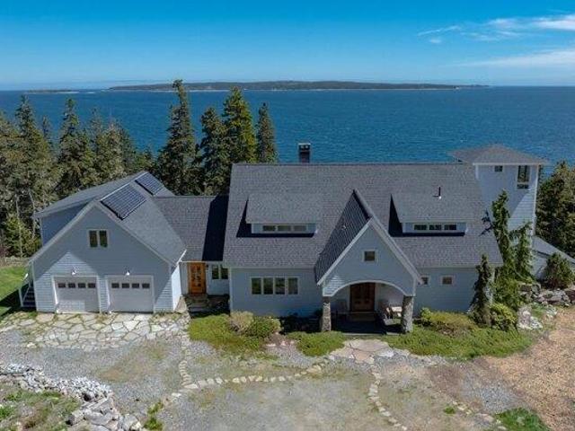 house with 3 bedroom, Swans Island ME ES105158344