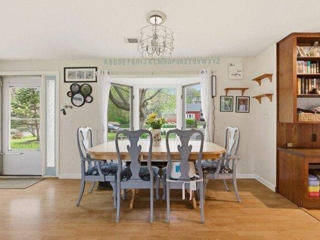 house with 3 bedroom, Swansea MA DLS102372345