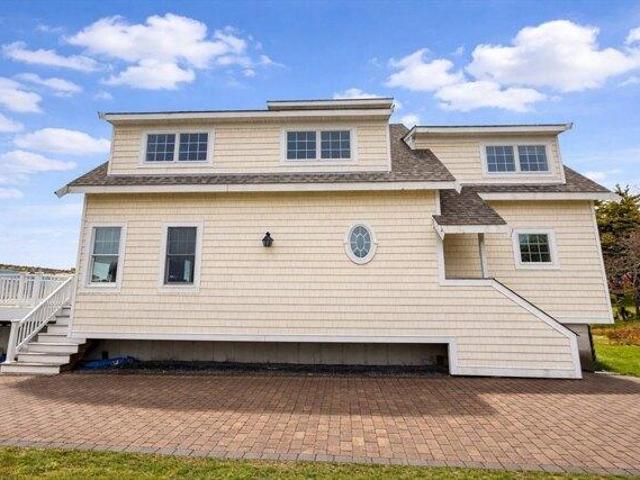 house with 3 bedroom, Swansea MA DLS102822987