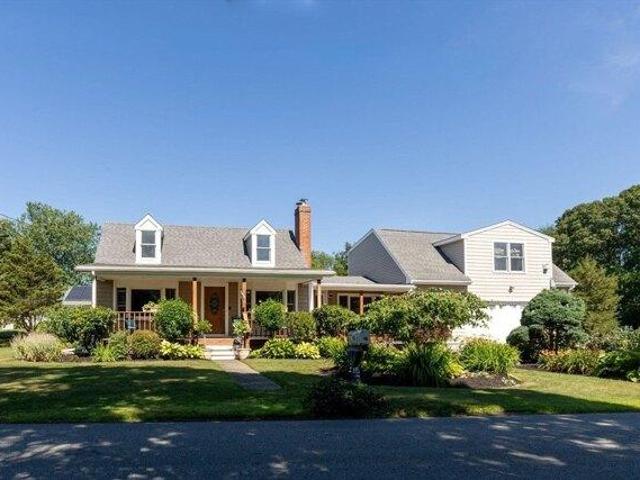 house with 3 bedroom, Swansea MA DS104477576