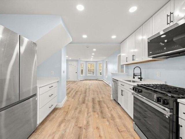 house with 3 bedroom, Swansea MA ES104909286
